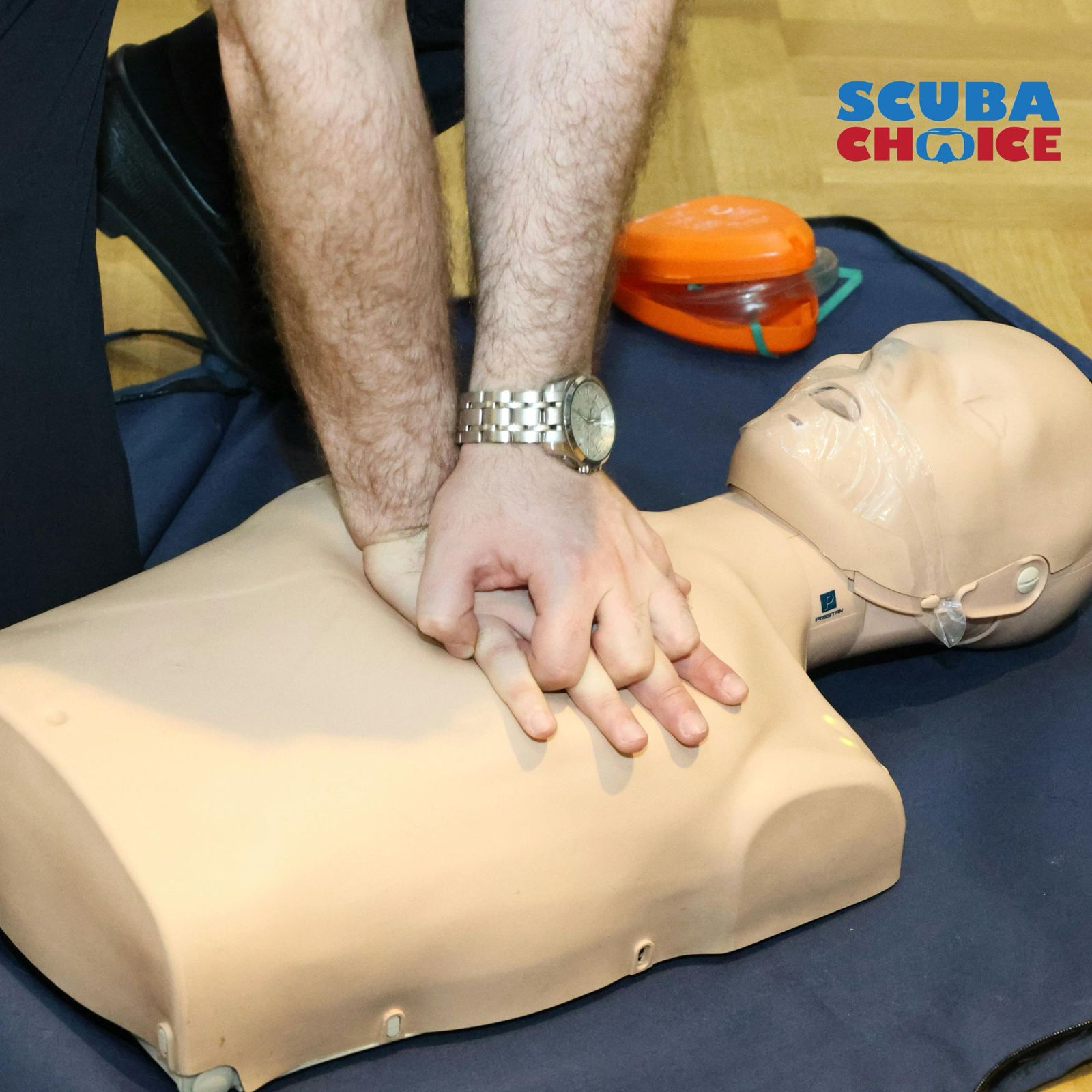 ACLS Guide to Chest Compressions for CPR – Scuba Choice